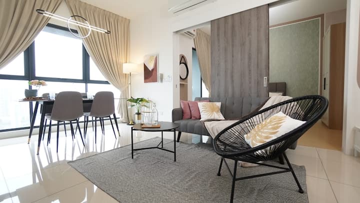 1 Bdr Near Sunway Velocity & Ikea, 5 Mins To Trx - Bukit Bintang