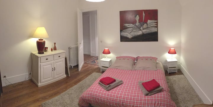 4 Privates Rooms In Charming House French - ベルサイユ