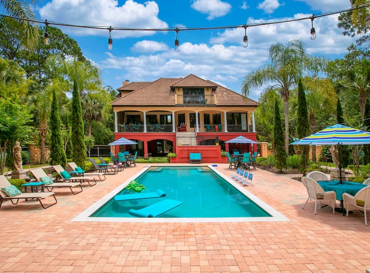 Secluded Estate - House, Cottage, Pool & Ocean! - Jacksonville