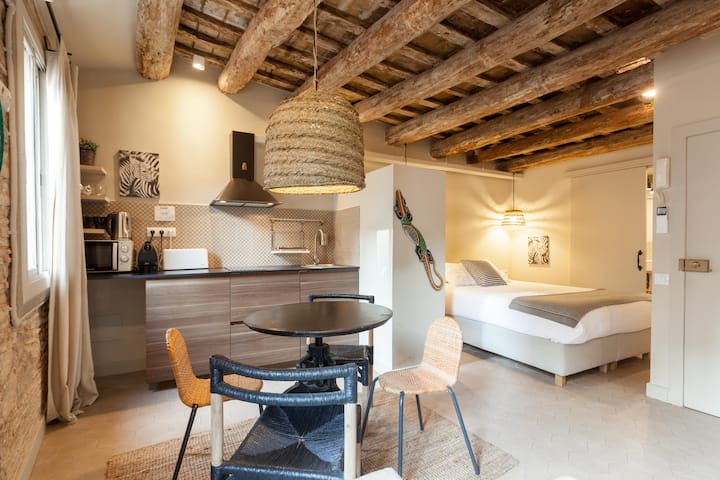 Cool Loft In The City Center - Barcelona