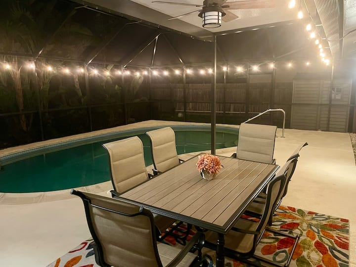 Heated Pool. 7.5 Miles To Honeymoon Island. - Tarpon Springs, FL