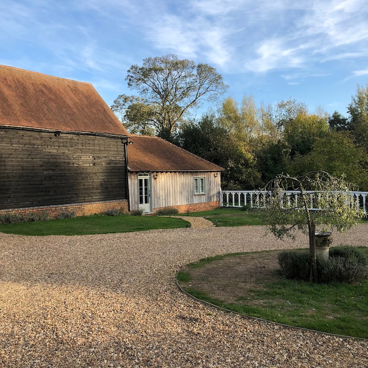 Slade Lodge - Buckinghamshire