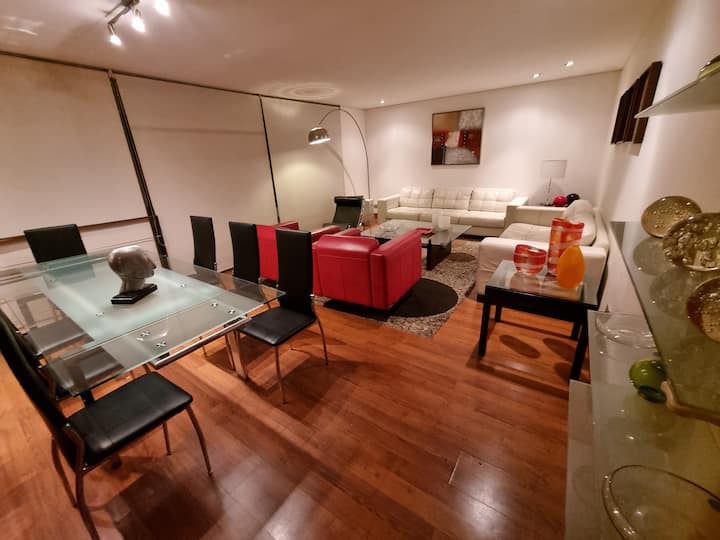 Amplio, Luminoso, Sector Privilegiado - Las Condes