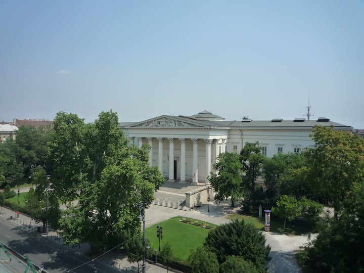 Romantic Downtown Flat With A View - Budapest