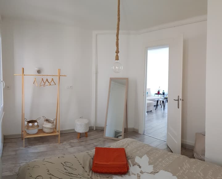 Lumineux Appartement Surplombant Le Lac - Évian-les-Bains