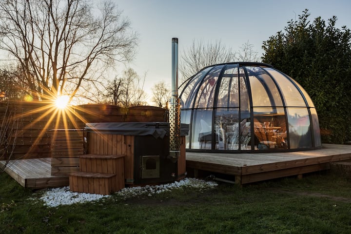 Dôme Romantique Avec Vue Panoramique Sur La Nature - Waremme