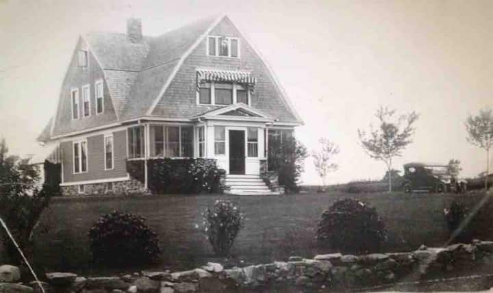 Classic 02882 - Narragansett, RI