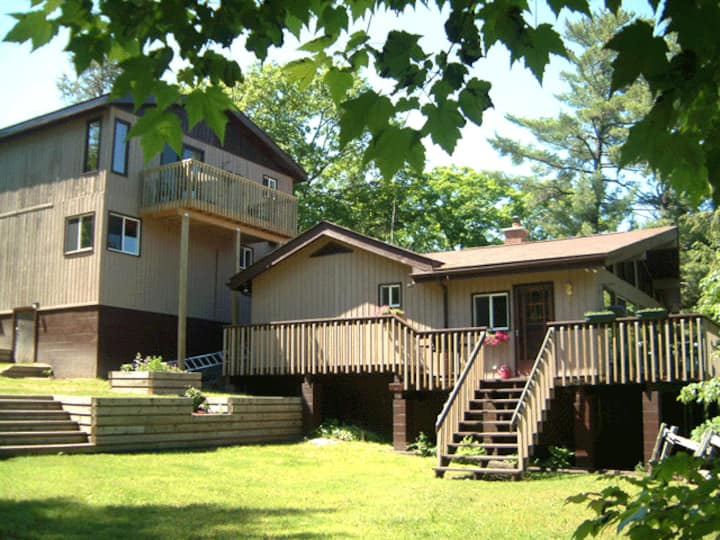 Rent A Larger Cottage, Beach, Fire Pit - Parry Sound