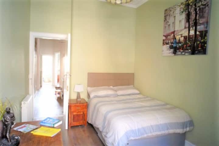 A Charming Room In Central Edinburgh - Edinburgh