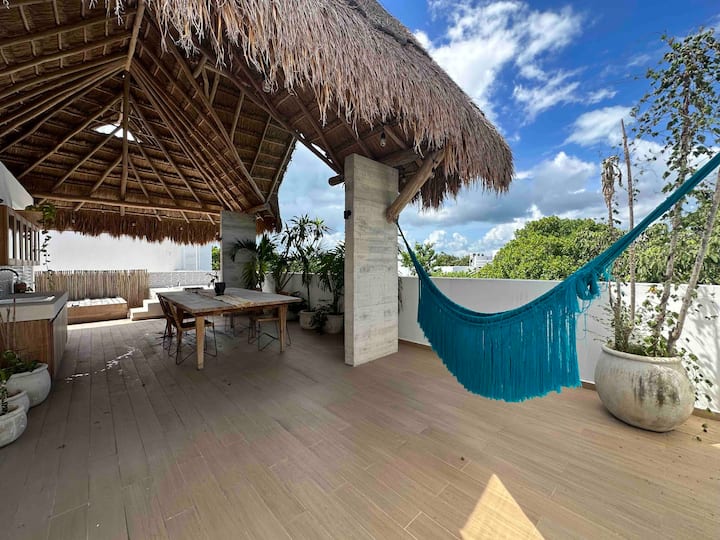 Buena Vida • Private Rooftop, Jacuzzi, Gym, Pools - Tulum