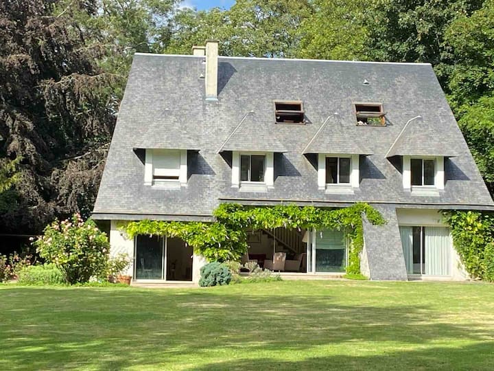 Grande Maison Familiale - Lion-sur-Mer