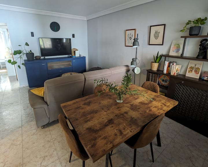 Acogedor Apartamento Y Parking - Madrid