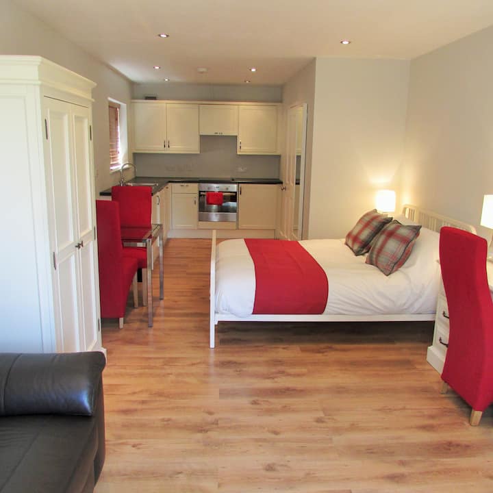 Luxury Short Term Let Near To Addenbrookes - Cambridge