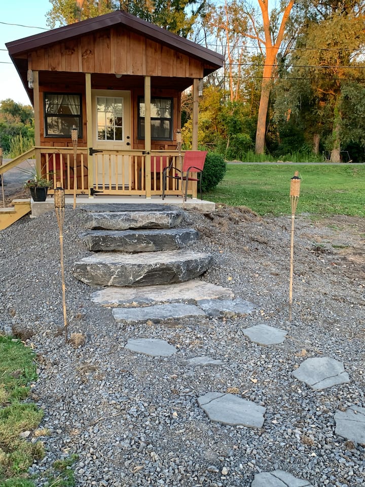 Cozy Cabin On The River Access To Cayuga Lake - Seneca Falls, NY