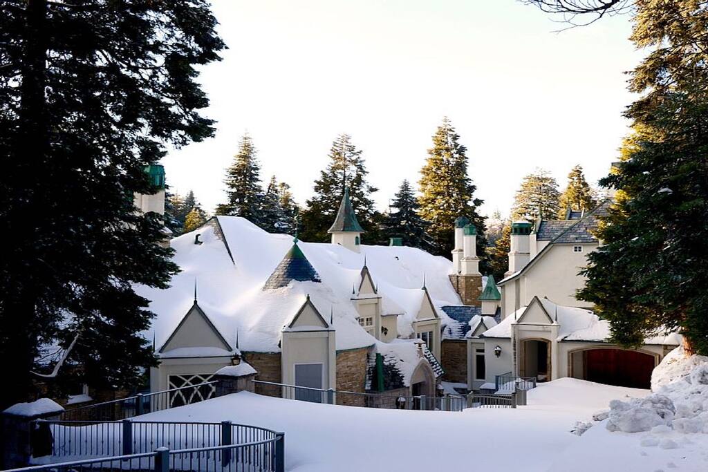 Castle in the Forest - Houses for Rent in Skyforest, California, United ...