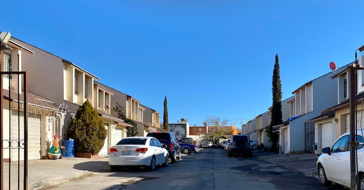 Acogedora Y Moderna Casa Cerca De Consulado - Ciudad Juárez