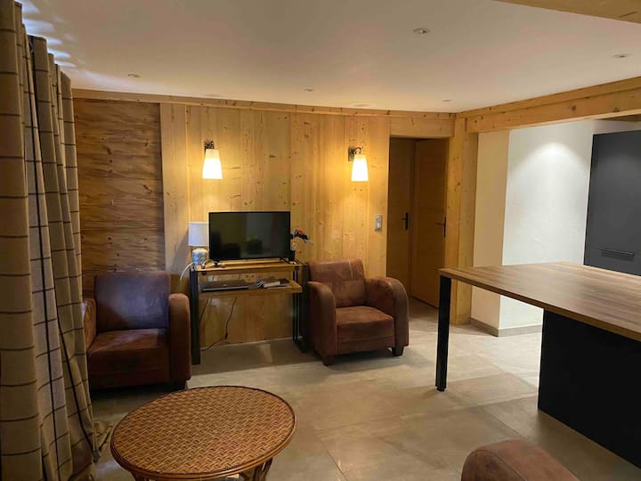 Appartement Atypique Dans Station Village - Areches Beaufort