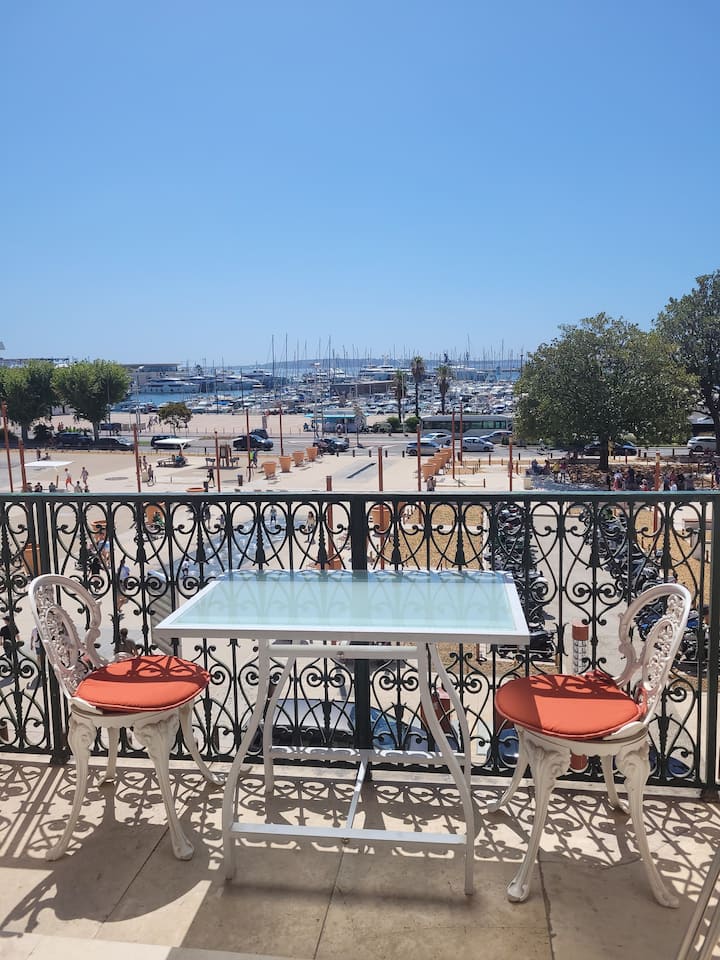 10~chic Et Charmant Appartement Face Au Vieux Port - Cannes