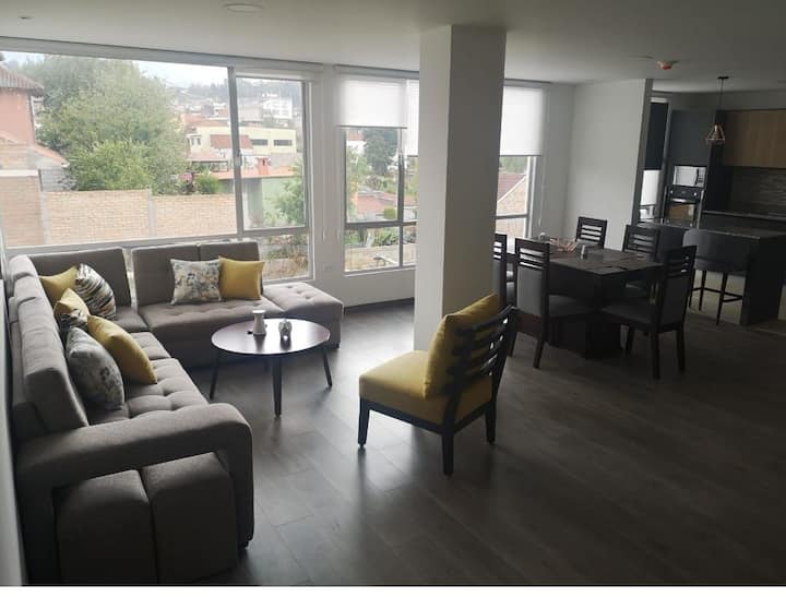Departamento Exclusivo En Zona Residencial - Cuenca