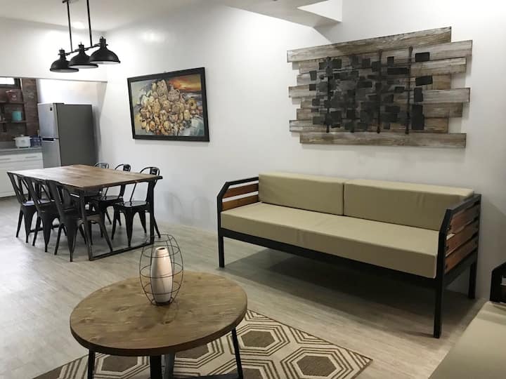 Tadaima Vacation Homes San Juan La Union - フィリピン ラ・ウニオン