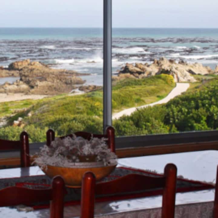 Rock 'N Sea Holiday Villa - Franskraal