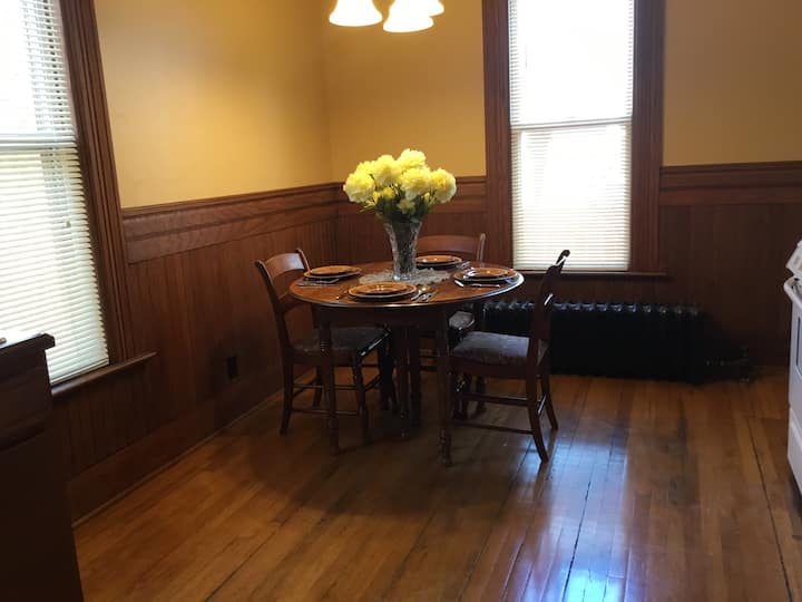 Charming Queen Ann Victorian In Quiet Neighborhood - La Crosse, WI