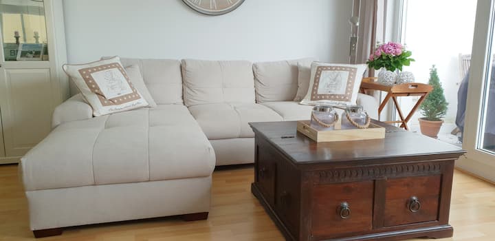 Cozy And Stylish Apartment In Quiet Neighboorhood - Bonn