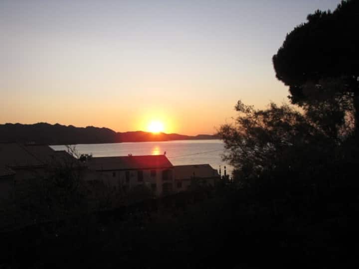 Appartement  Plein Pied Calme Avec Vue Sur Mer - Saint-Florent