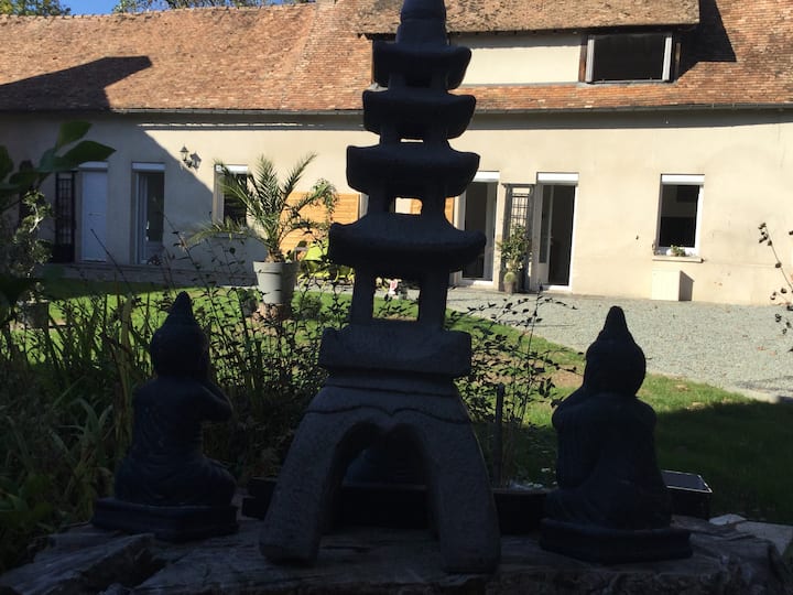 Acquigny, Charmante Dépendance - Haute-Normandie