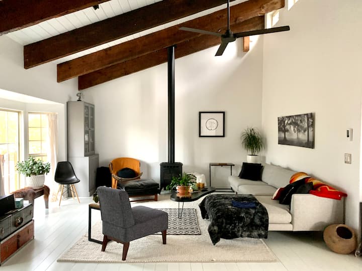 Modern Farmhouse With Stunning Views - Paonia, CO