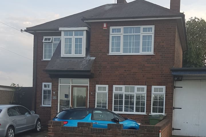 Huncote Vacation Rentals & Homes - England, United Kingdom | Airbnb