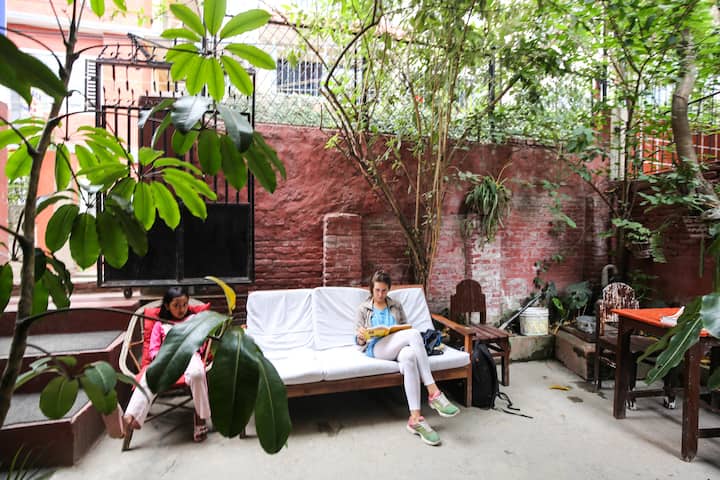 The Beehive, Private Rooms For Budget Travelers - Katmandu