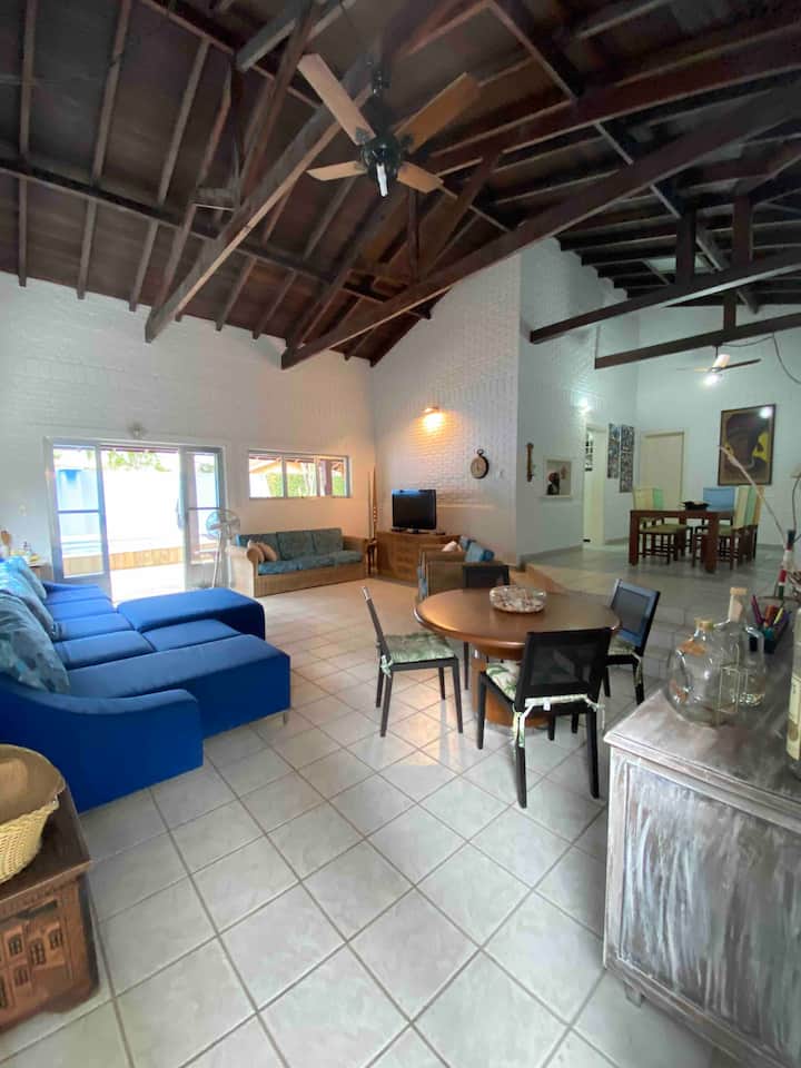 Pitoresca Casa Com Piscina Para Toda Família - São Sebastião