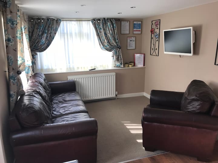 Chalet Barra - Red Deer Village Holiday Park - Glasgow