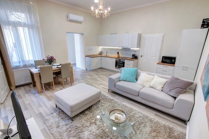 Central 2bathrooms & 2bedrooms Near The Parliament - Budapeszt