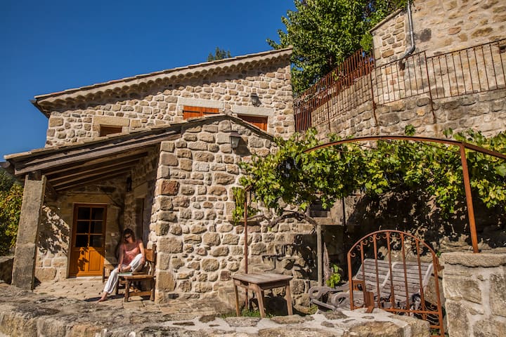 Le Castel - Piscine Chauffée, Sauna, Terrasses ... - Antraigues-sur-Volane