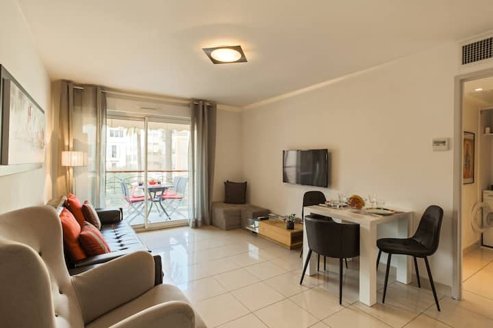 Nice Carré D'or, Neuf Et Climatise - Nice