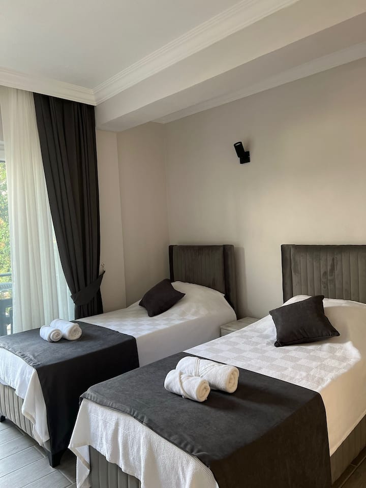 Fethiye ÇArşı Merkezde Daire (Room 2) - Fethiye