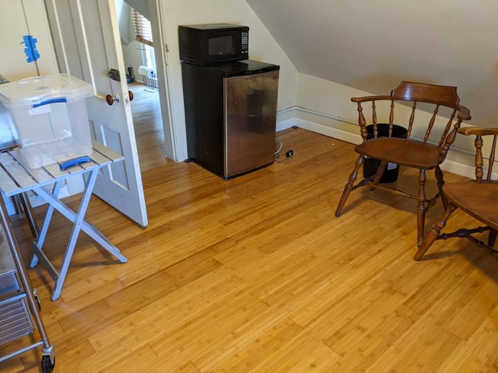 Private #1 Room On 2f Downtown Manchester Walkable - Manchester, NH