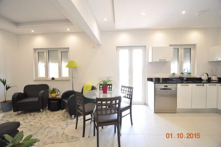 Apartamento Com 3 Quartos Excelente Para Férias - Algarve