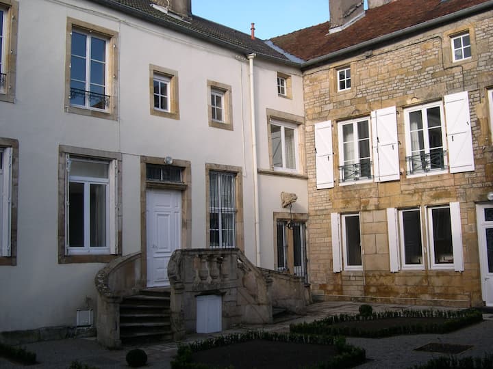 La Trésorerie Du Chapitre B&b - Langres