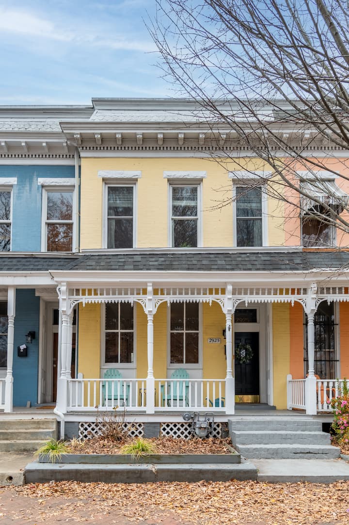 Historic Row House Retreat Near Downtown - Richmond, VA
