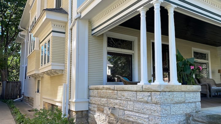 Princeluv Studio In Historic Home - Minneapolis