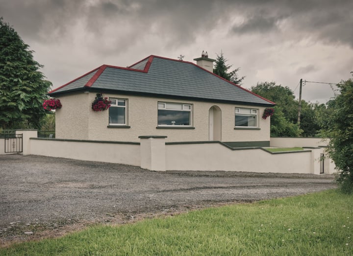 Kiltimagh Vacation Rentals & Homes - County Mayo, Ireland | Airbnb