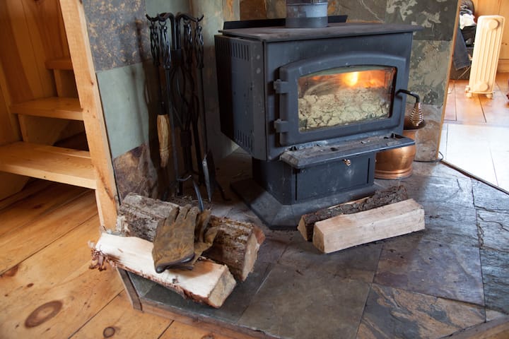 Cottage-7 Min To Ski Stratton-woodstove-view-dogok - Jamaica, VT