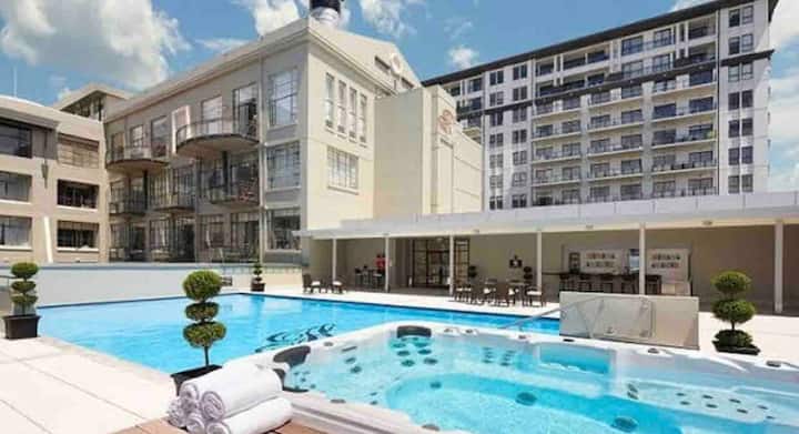 Cbd Sanctuary - Spa, Gym And Character On Hobson - Auckland