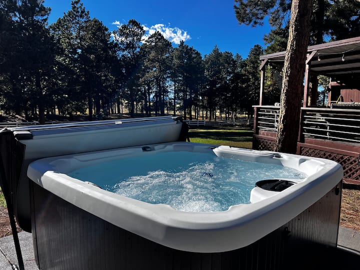 Blackforest *5 Acres* Co Farmhouse *Hot Tub* - Black Forest, CO