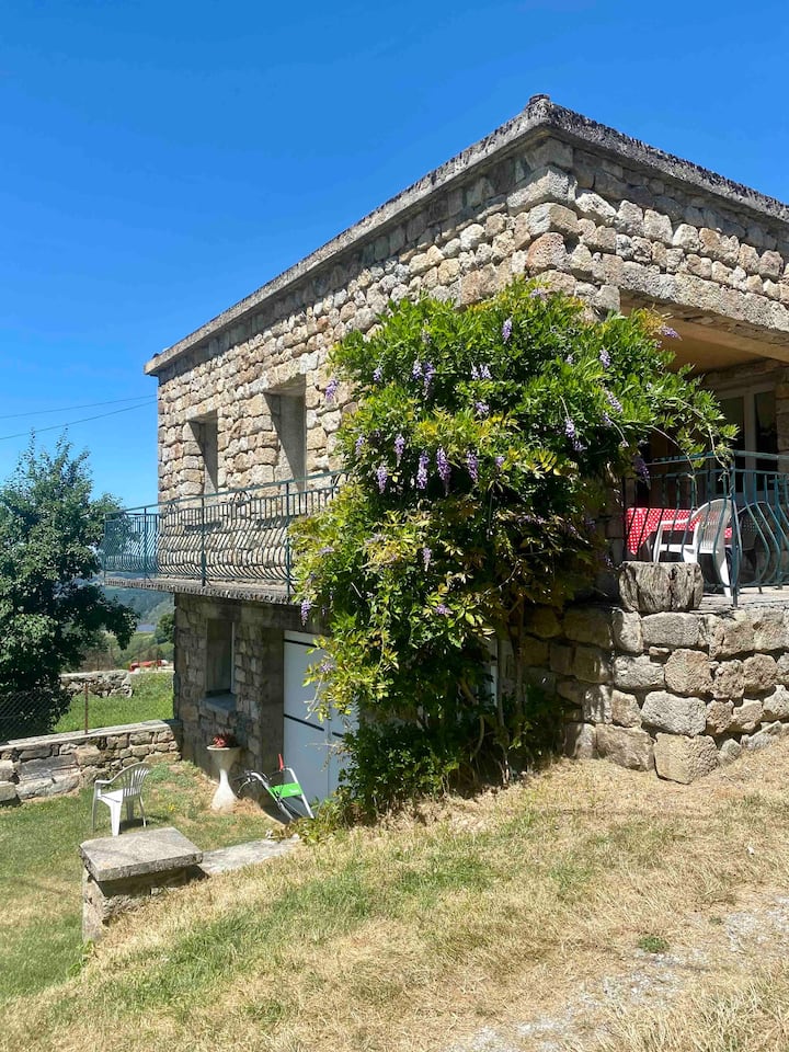 La Maison De Jacquet - Nature Et Calme - 6 Pers. - Coucouron