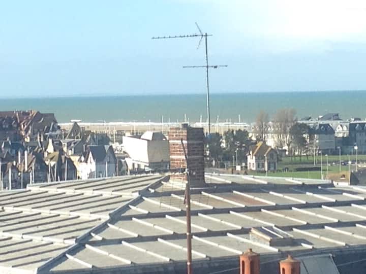 Rare à Trouville! Centre Ville : Vue Mer Et Jardin - Trouville-sur-Mer