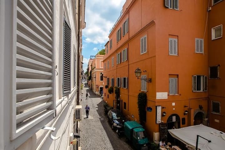 Deliziosa Guesthouse Al Colosseo #Rione Monti - Rome